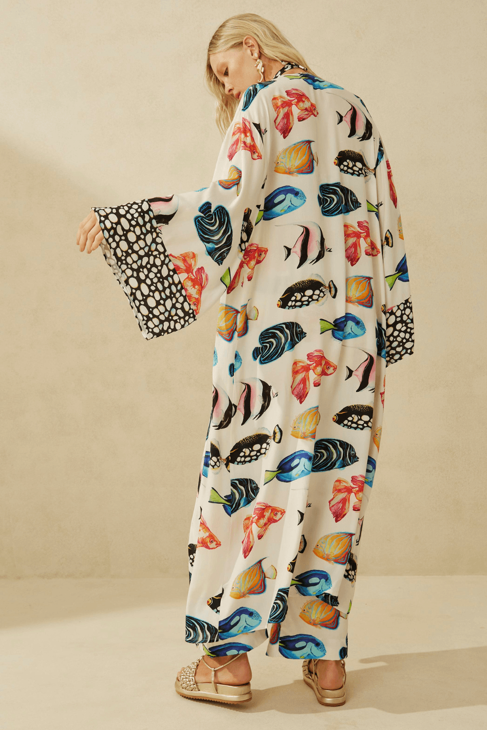 Kaftan longo manga êvase Lança Perfume - Loja Viva Vida